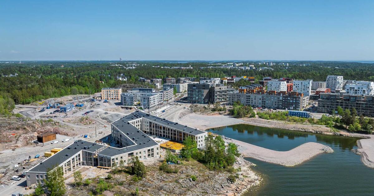 Kruunuvuorenranta kasvoi ja kehittyi – näin aluetta rakennettiin vuonna ...