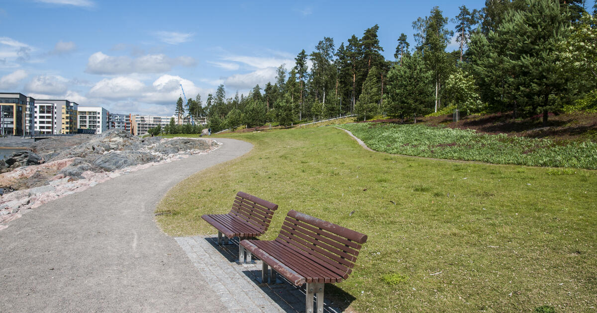 Helsinki uses mobile game to survey 2000 benches and bins | City of ...